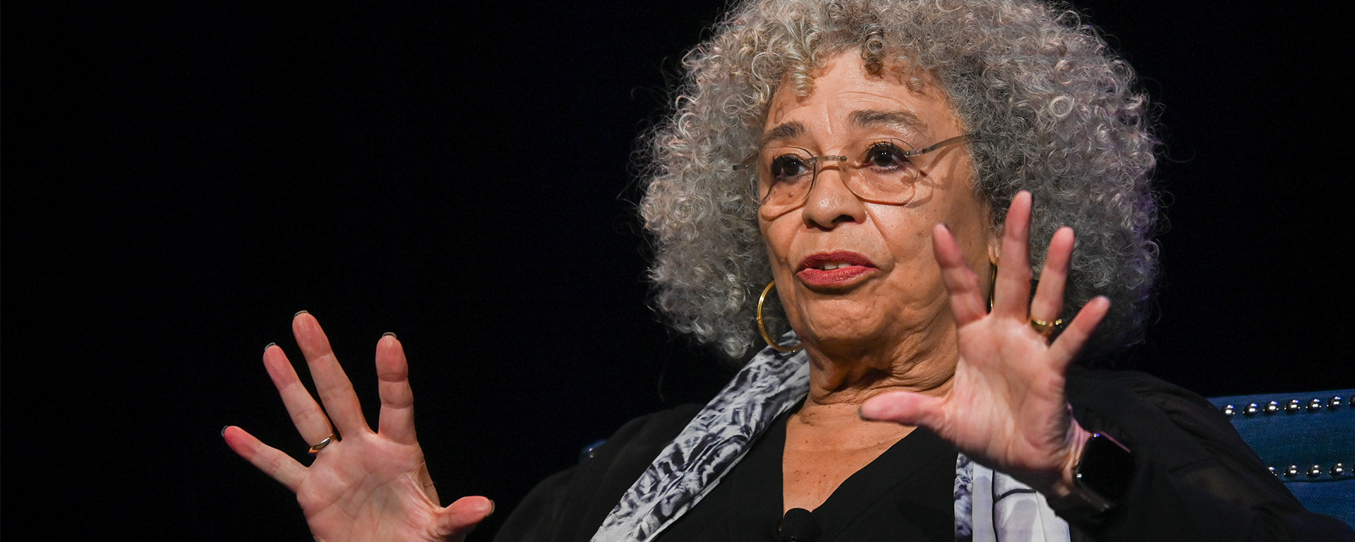 Angela Davis Speaks to Full House — Our Tennessee
